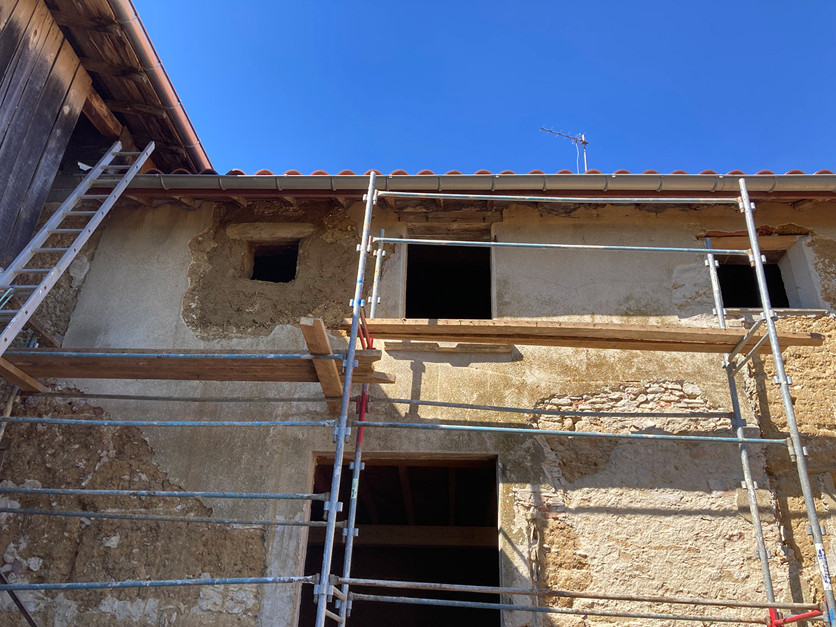 Accompagnement d'un projet de rénovation d'une maison en Pisé